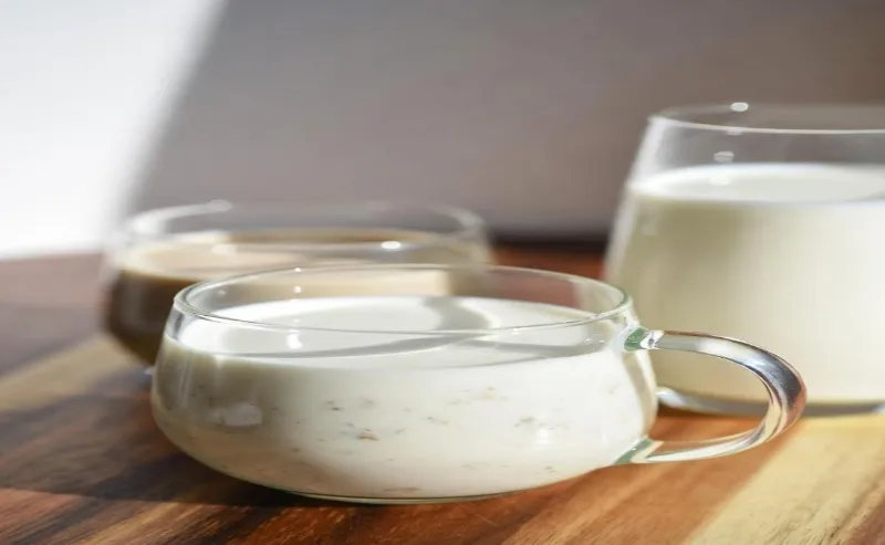 Oat Milk vs. Almond Milk vs. Cows Milk: Which One Is Really Healthier?