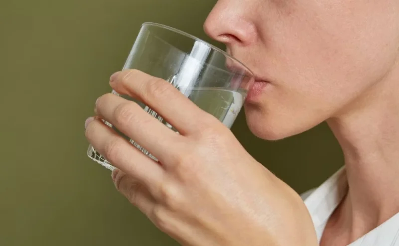 Alkaline Water vs. Tap Water: Are You Paying More for Benefits That ...
