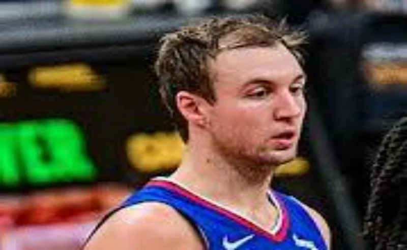 Lakers Gain Major Advantage in Luke Kennard Talks After Collin ...